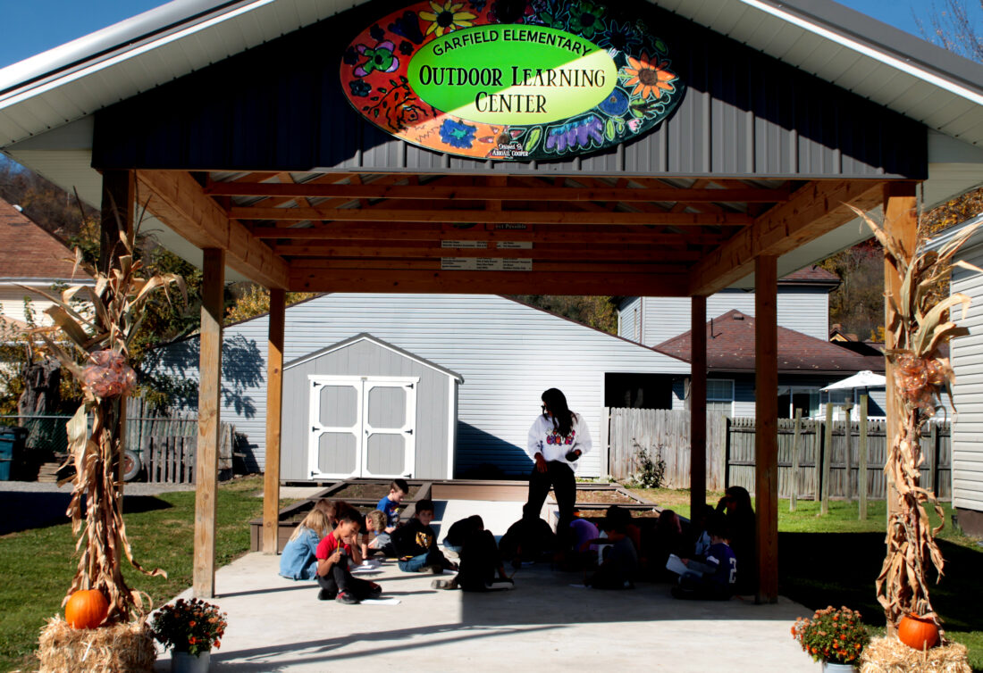 Outdoor learning center built for Garfield Elementary | News, Sports ...